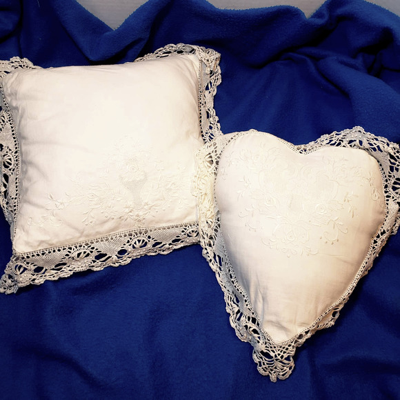 Keeco | Accents | Keeco Vogue De Blanc Handmade Lace Embroidered ...